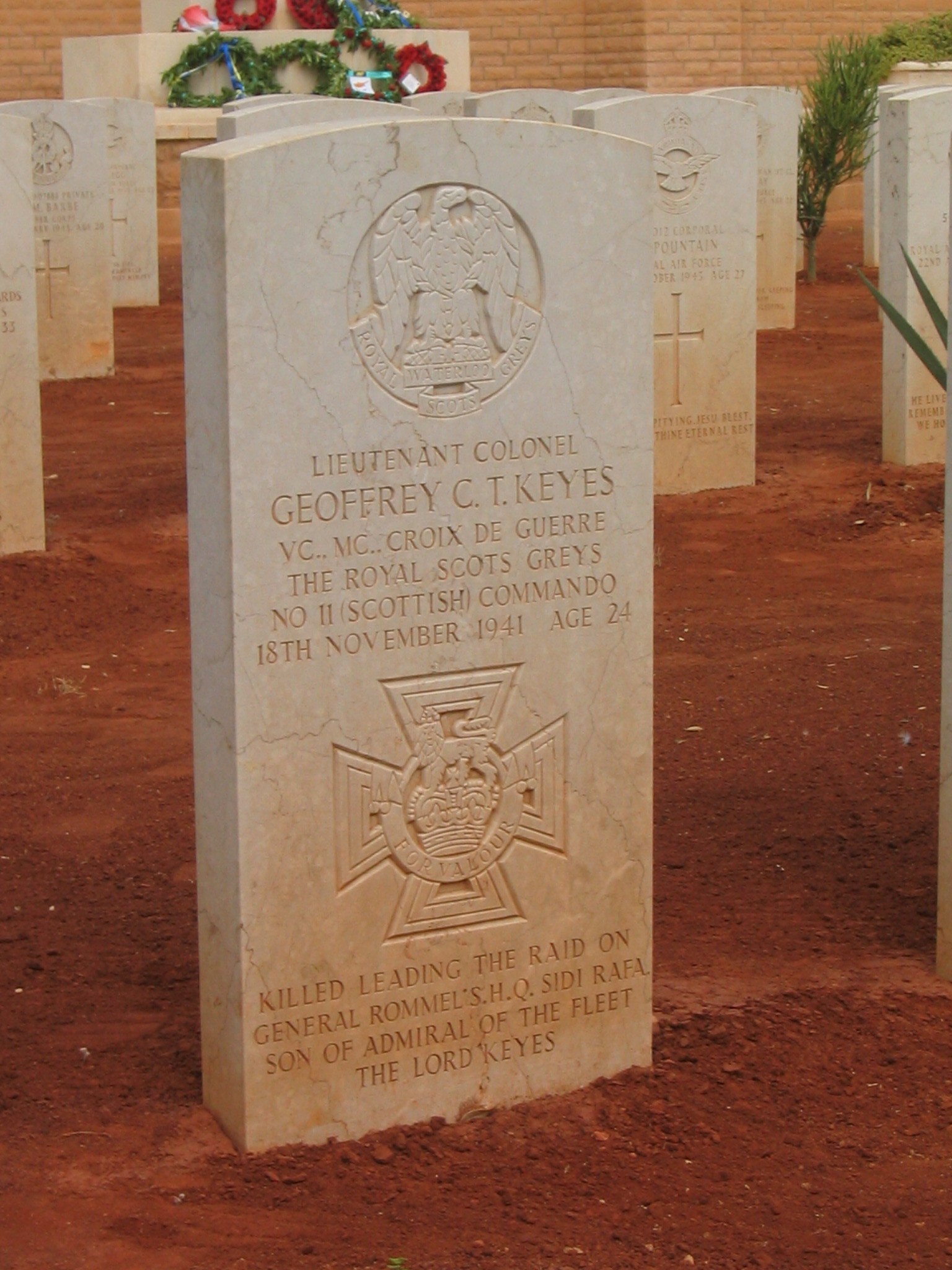 The Victoria Cross Awards In Libya – Rupert Wieloch